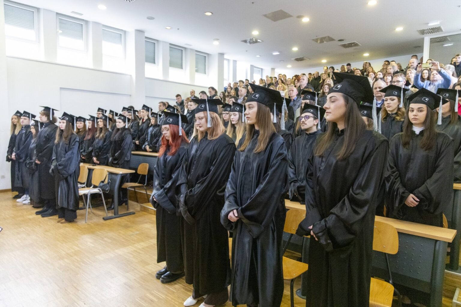 Galerija fotografija – Svečana promocija bacc. ing. techn. graph. 25.1. ...
